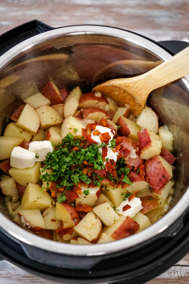 Instant Pot Ranch Potatoes - Accidental Happy Baker